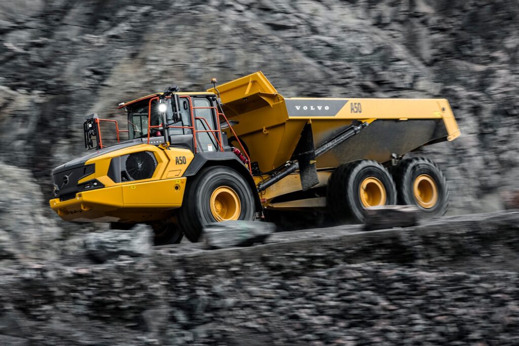 Volvo revoluciona o mercado com a nova linha de Dumpers Articulados ...